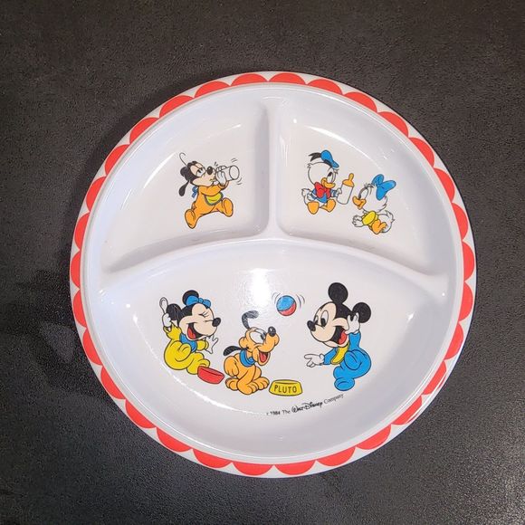 Disney | Kitchen | Vintage 984 Walt Disney Mickey Mouse Friends Divided ...